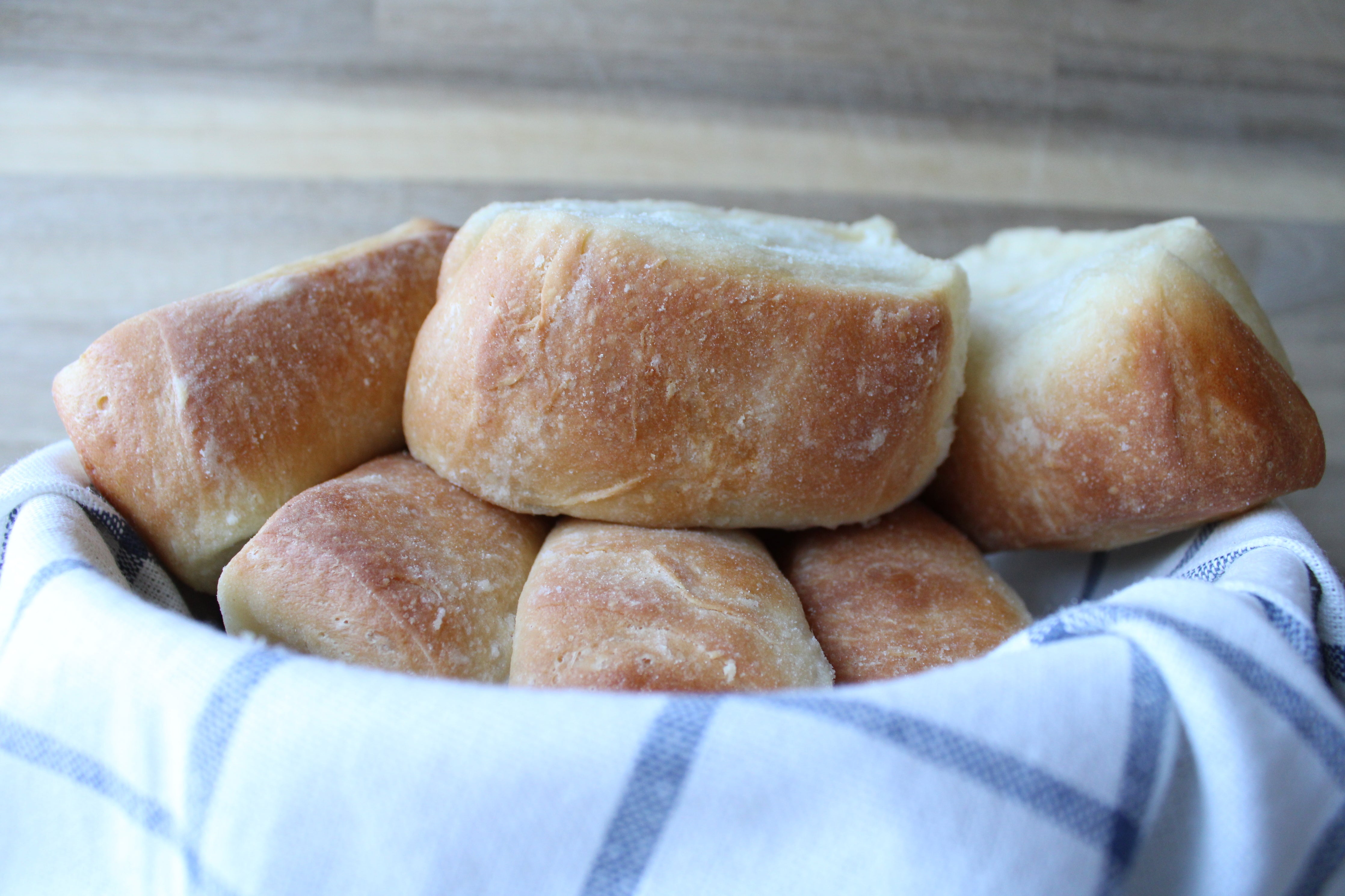 Della Rolls – Bread Brothers Bakery